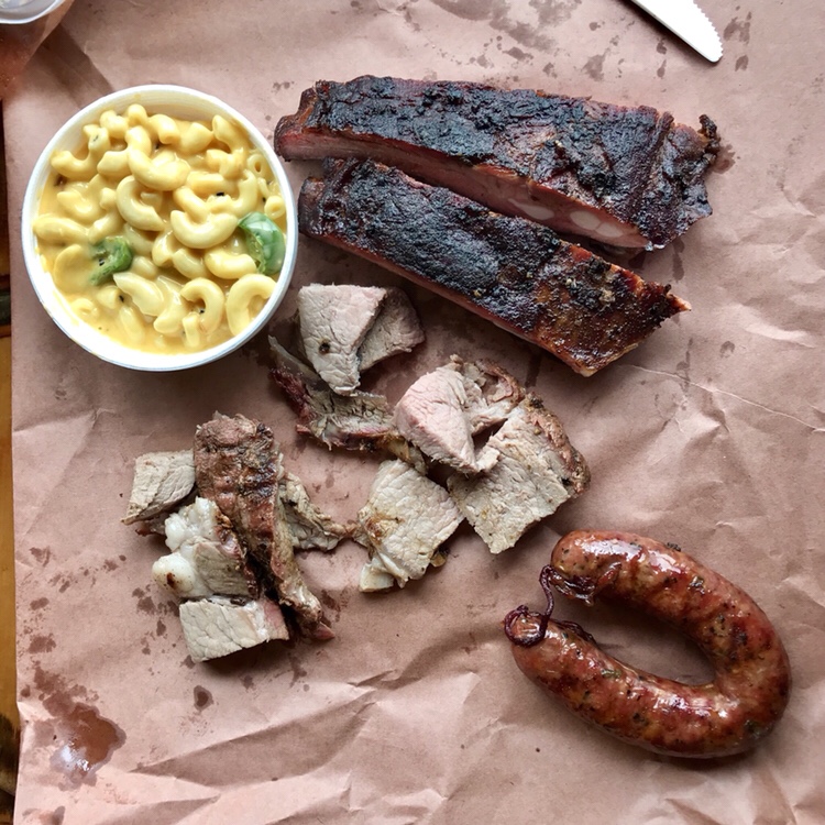 Lockhart Smokehouse – Dallas, TX | Burgers, Barbecue and Everything Else